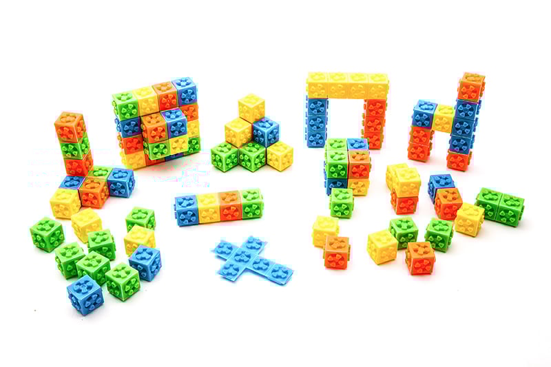 Omnifix Cubes